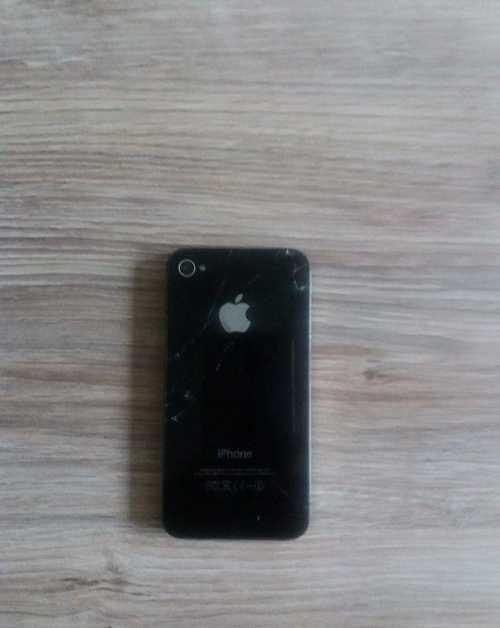 Телефон iPhone 4