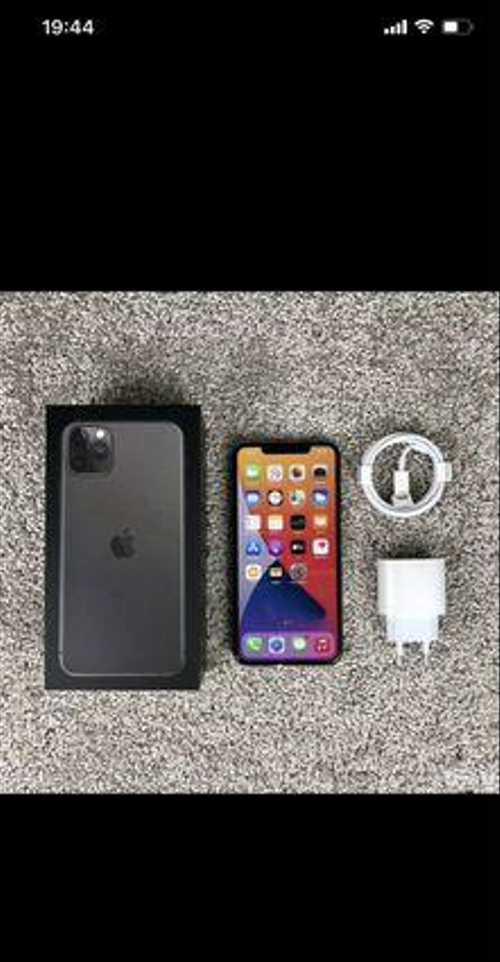 Телефон iPhone11pro max 256