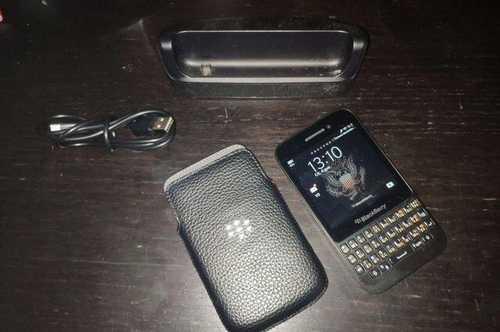 Телефон blackberry q5