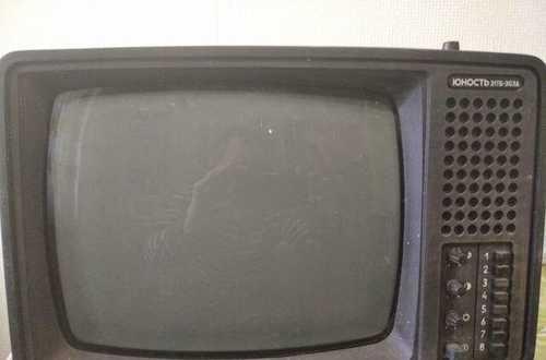 Телевизор антиквариат