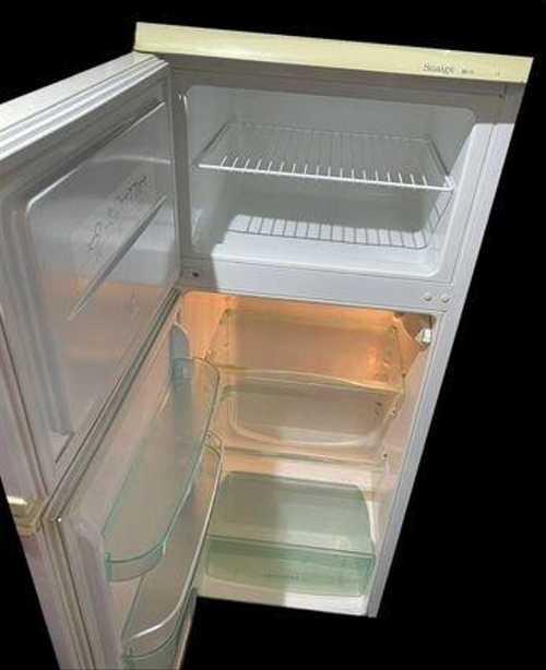 Холодильник бу Snaige 145см