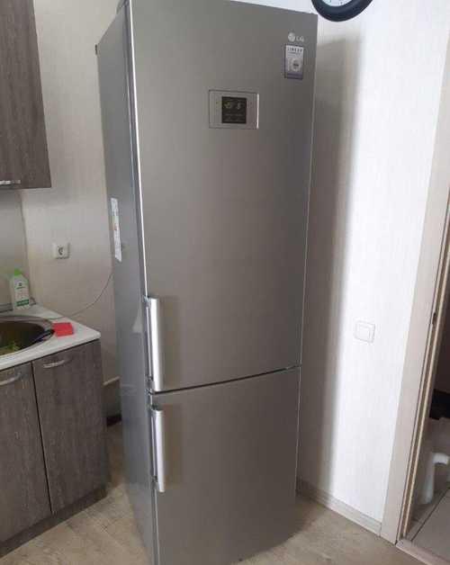 Холодильник Lg Металлик не работает