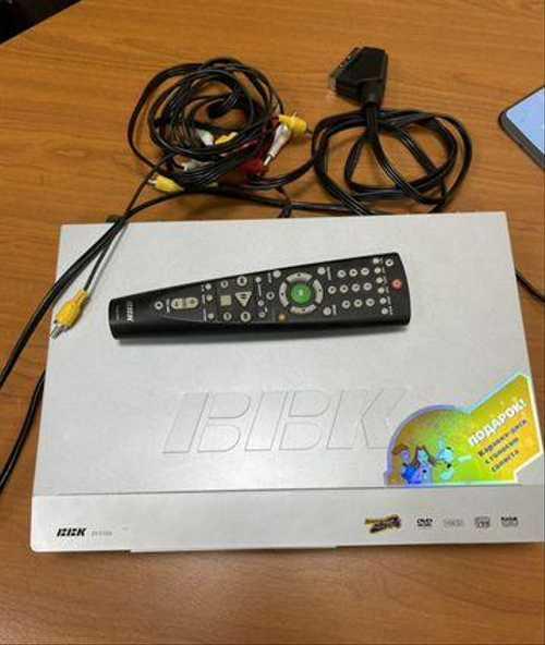 DVD плеер BBK DV310SI