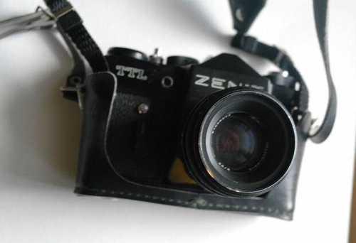 Фотоаппарат Zenit TTL с объективом helios 44-2