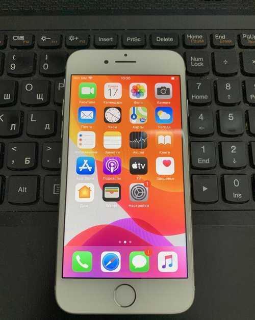 Смартфон iPhone 8 64Gb Silver