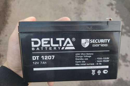 Продам аккумулятор Delta