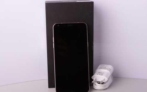 Телефон LG M700 Q6a Black Gold