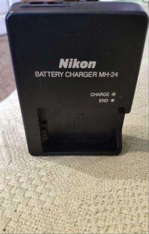 Зарядка для батарей Nikon,MH-24