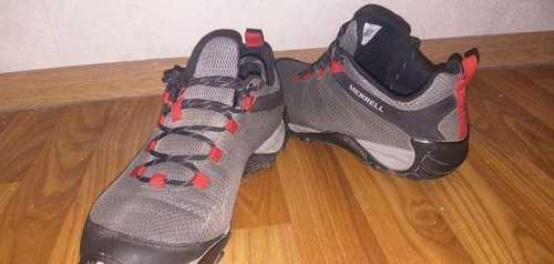 Трекинговые кроссовки merrell