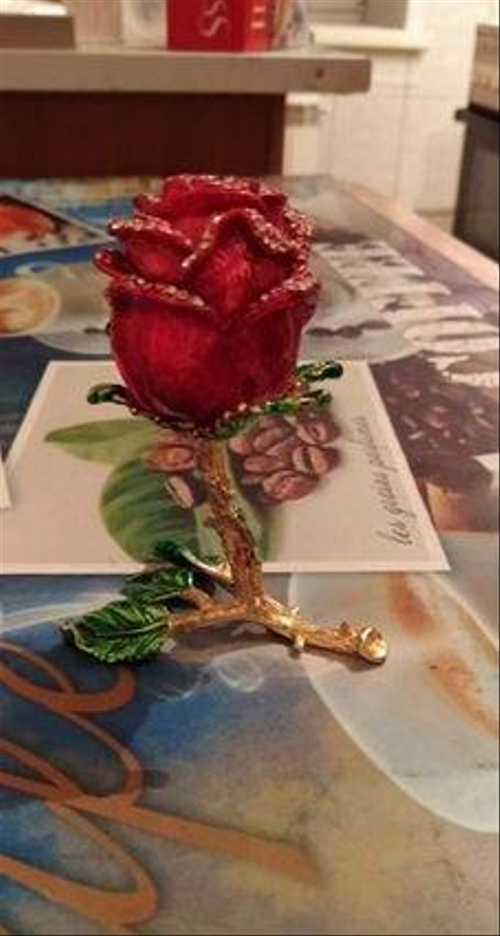 Кованая шкатулка роза