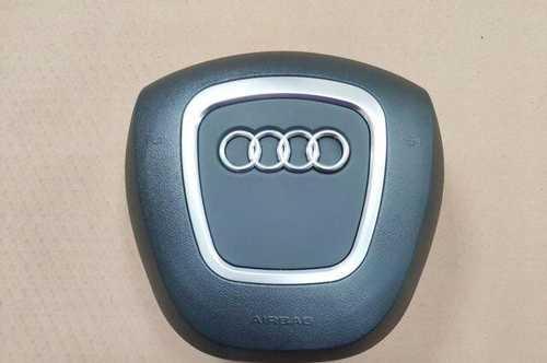 Заглушка руля Audi Q3