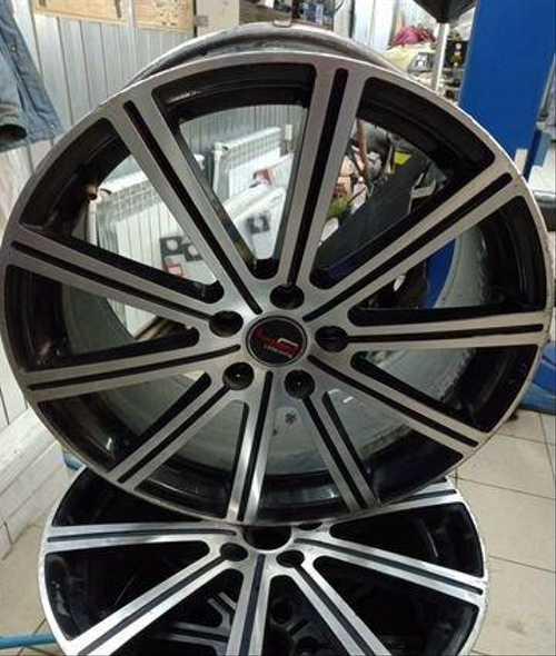 Диск литой на Ford Focus Mondeo C-Max другие авто