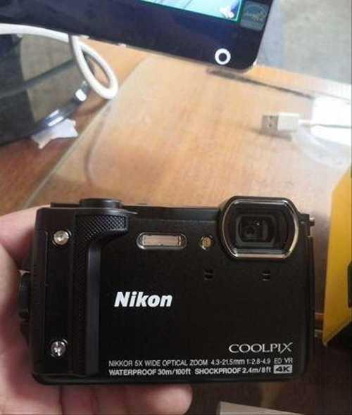 Nikon coolpix W300