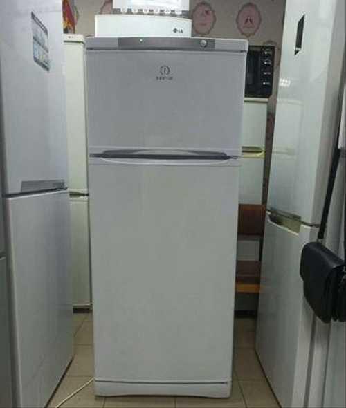 Холодильник Indesit (новый)