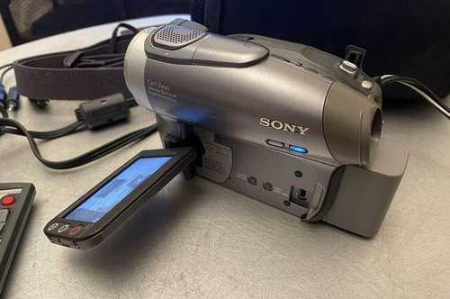 Видеокамера Sony DCR-DVD403E