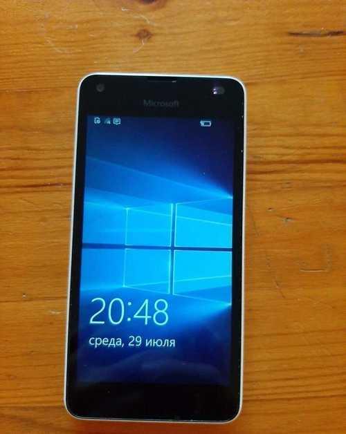 Телефон Microsoft Lumia 550