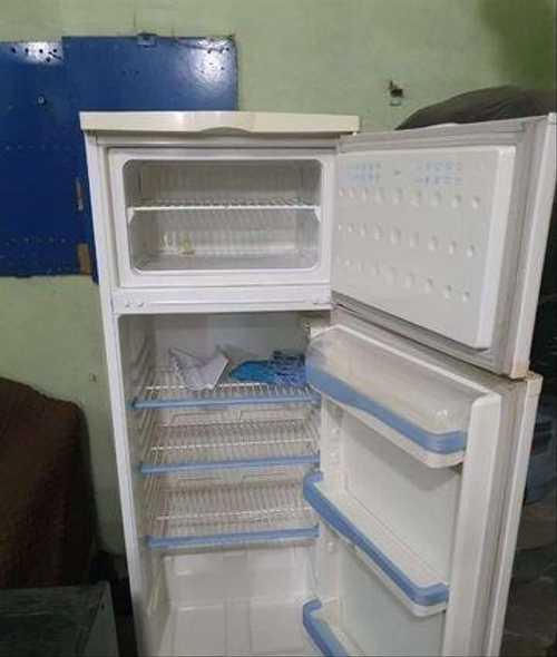 Холодильник б/у индезит двухкамерный