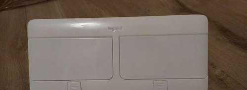Выдвижной розеточный блок Legrand 054033 новый, в