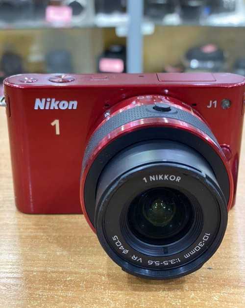 Фотоаппарат Nikon 1 J1 Kit (10-30mm)