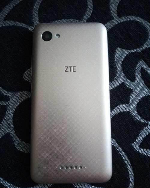 Телефон ZTE A601