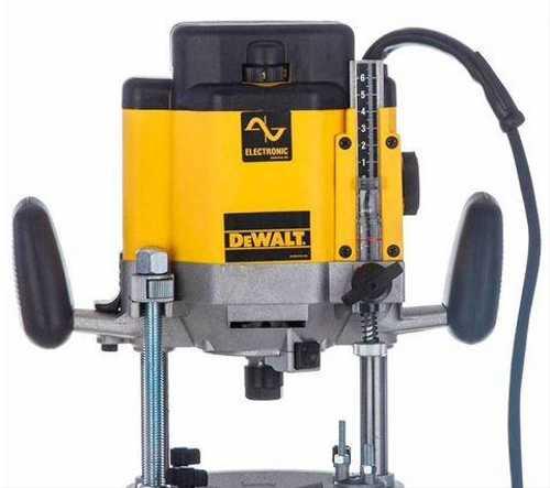 Фрезер dewalt DW625E-QS