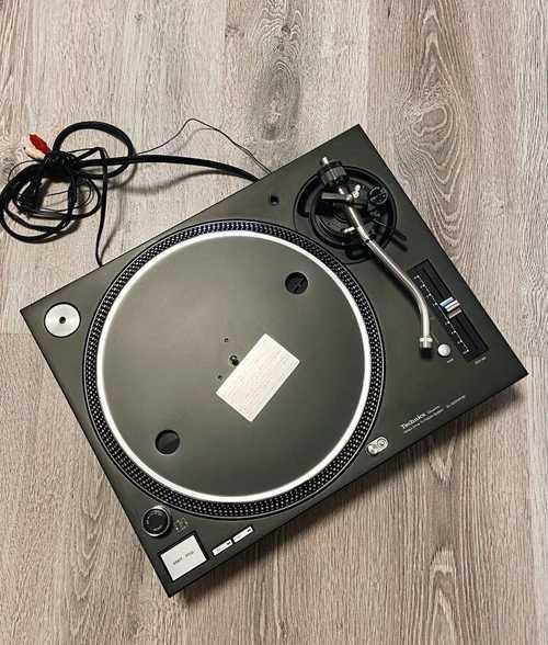 Technics SL-1200Mk3D