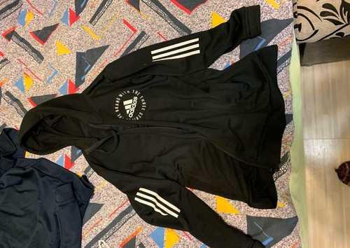 Продам кофту adidas