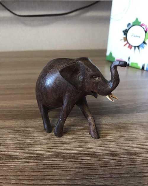 Фигурка слон деревянный