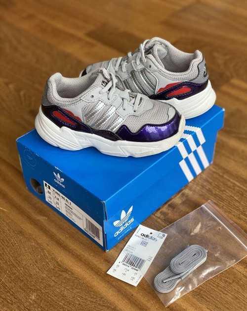 Продам кроссовки Детские Adidas yang-96