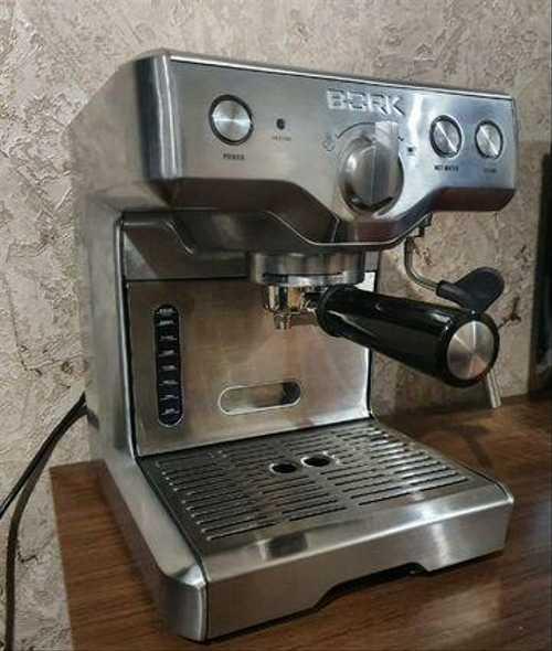 Кофемашина Bork CM EMN 9922 BK (кофеварка)