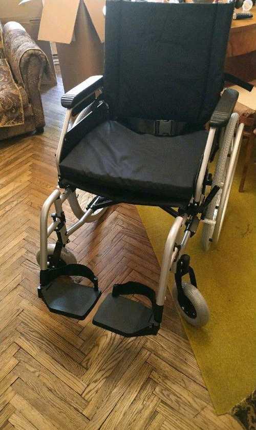 Кресло-коляска инвалидная "Норма-09"