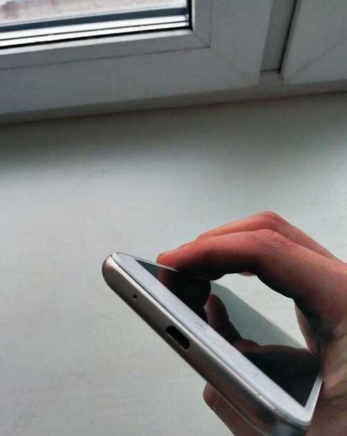 Xiaomi Redmi 5A 16 gb. Золотой Б/у