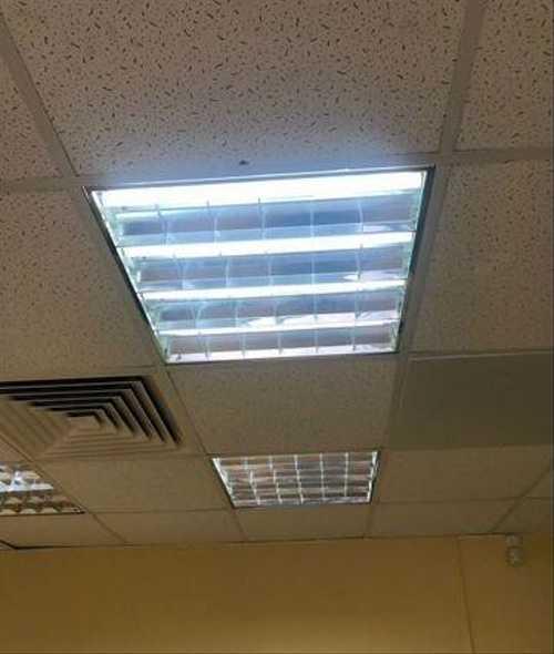 Продаю потолочные офисные светильники