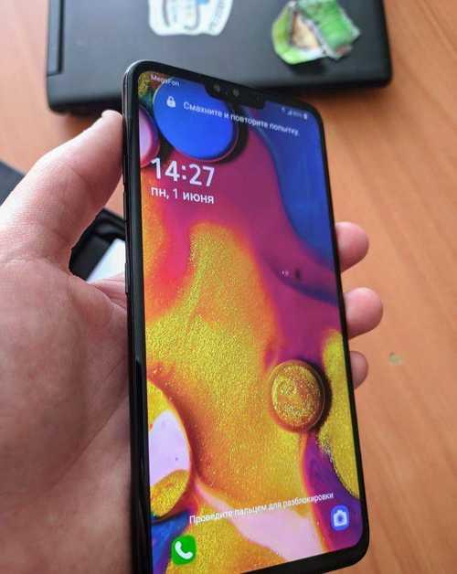 Смартфон LG V40 Thinq 6/64 Black, идеал