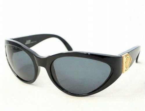 Солнцезащитные очки Versace 460 черные винтаж