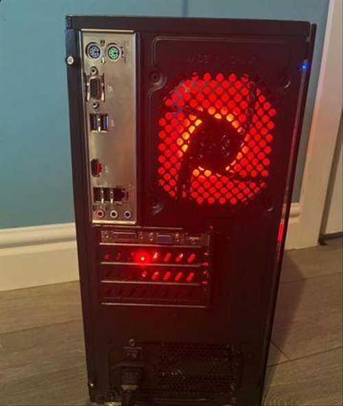 Игровой комрьютер