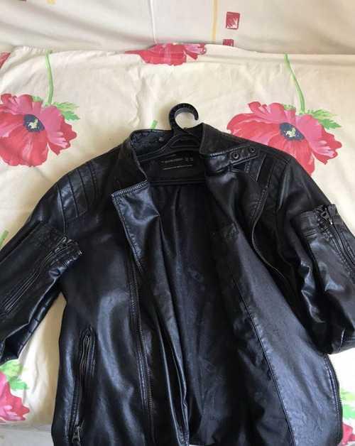 Кожаная куртка pull bear