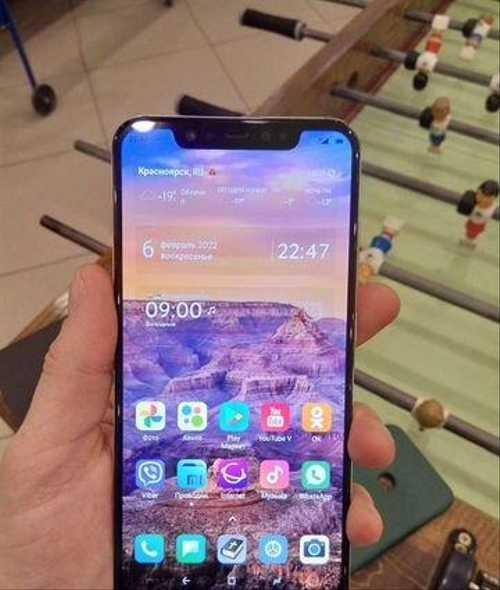 Телефон Xiaomi MI8