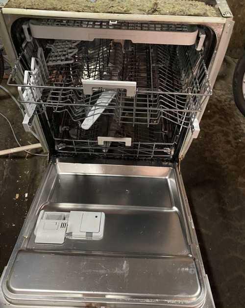 Посудомоечная машина Whirlpool ADG6353