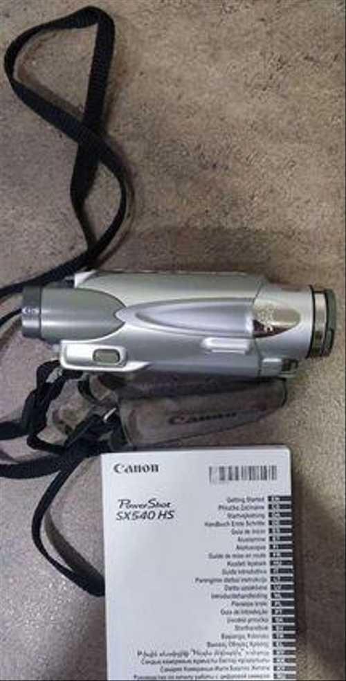 Видеокамера canon
