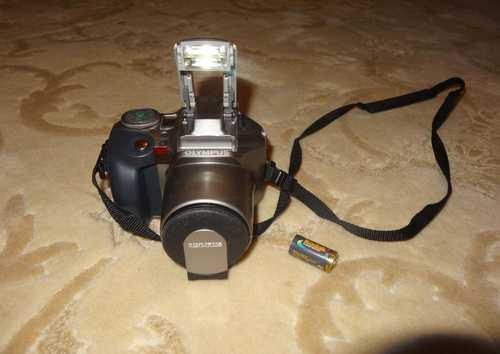 Зеркальный пленочный фотоаппарат olimpus