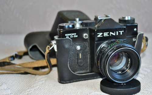 Фотоаппарат Zenit TTL Helios 44-2 2/58 и др