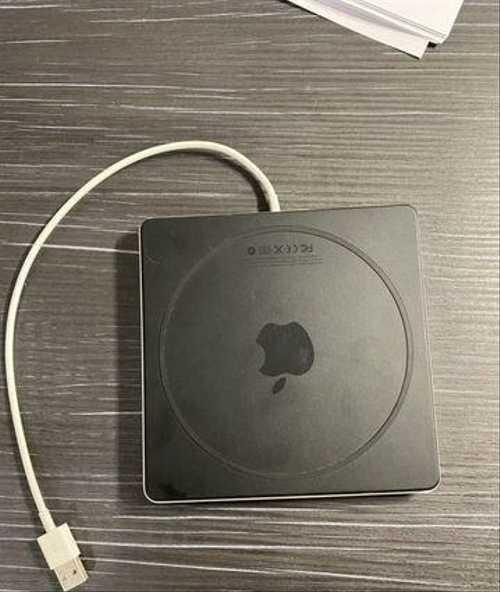 Дисковод Apple USB SuperDrive