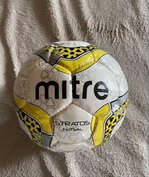 Футбольный мяч Mitre stratos futsal