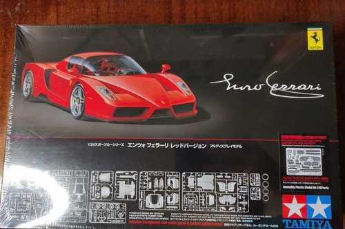 Модель Ferrari Enzo 1/24 Tamiya с фототравлением