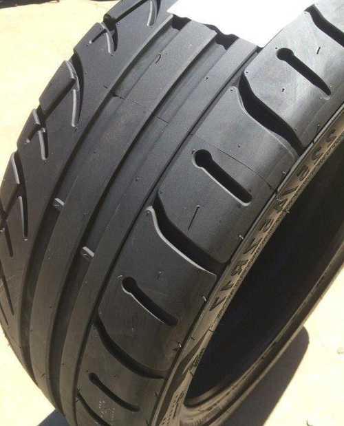 Шины полуслики. 235/40 R18 полуслики Мишлен. Слики 225/40 r18. Полуслик р18 Westlake. Шины полуслики r18.