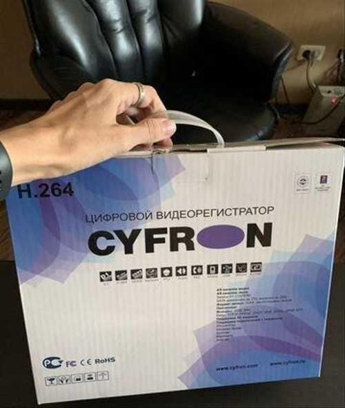 Цифровой видеорегистратор Cyfron DV-431XL