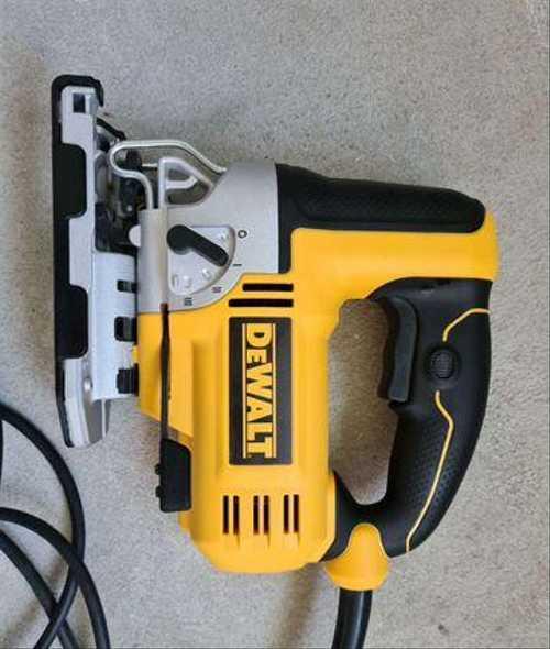 Электролобзик DeWalt DW349-KS новый