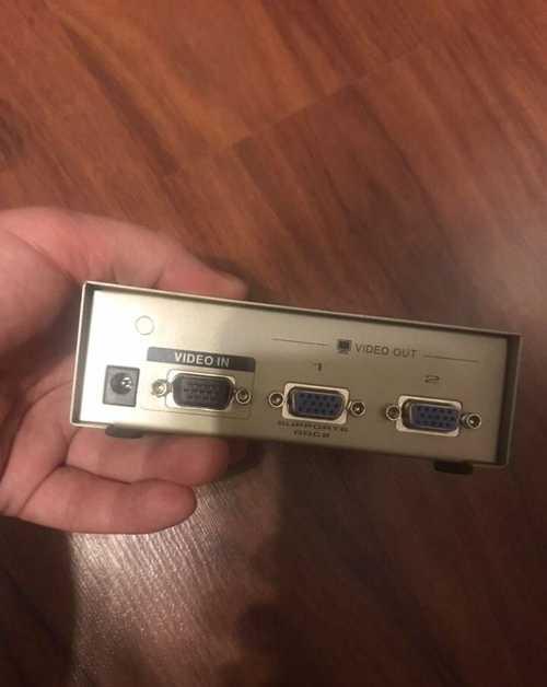 VGA splitter VPro VS-92A