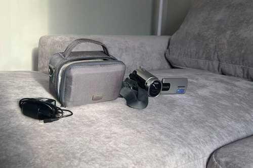 Видеокамера Samsung HMX-H300 Full HD